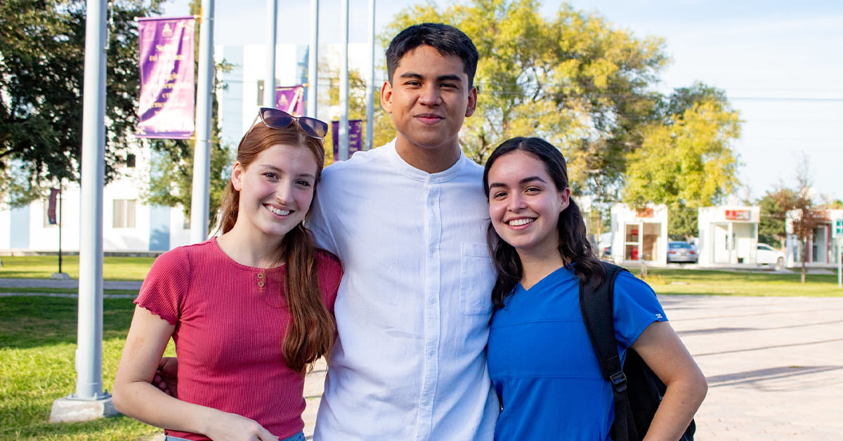 Estudia con nosotros | Universidad de Montemorelos